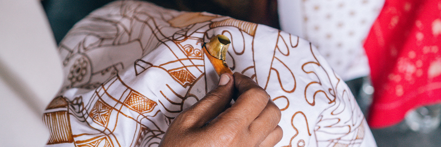 Batik Factory Tour in Sri Lanka | Traditional Textile Experience